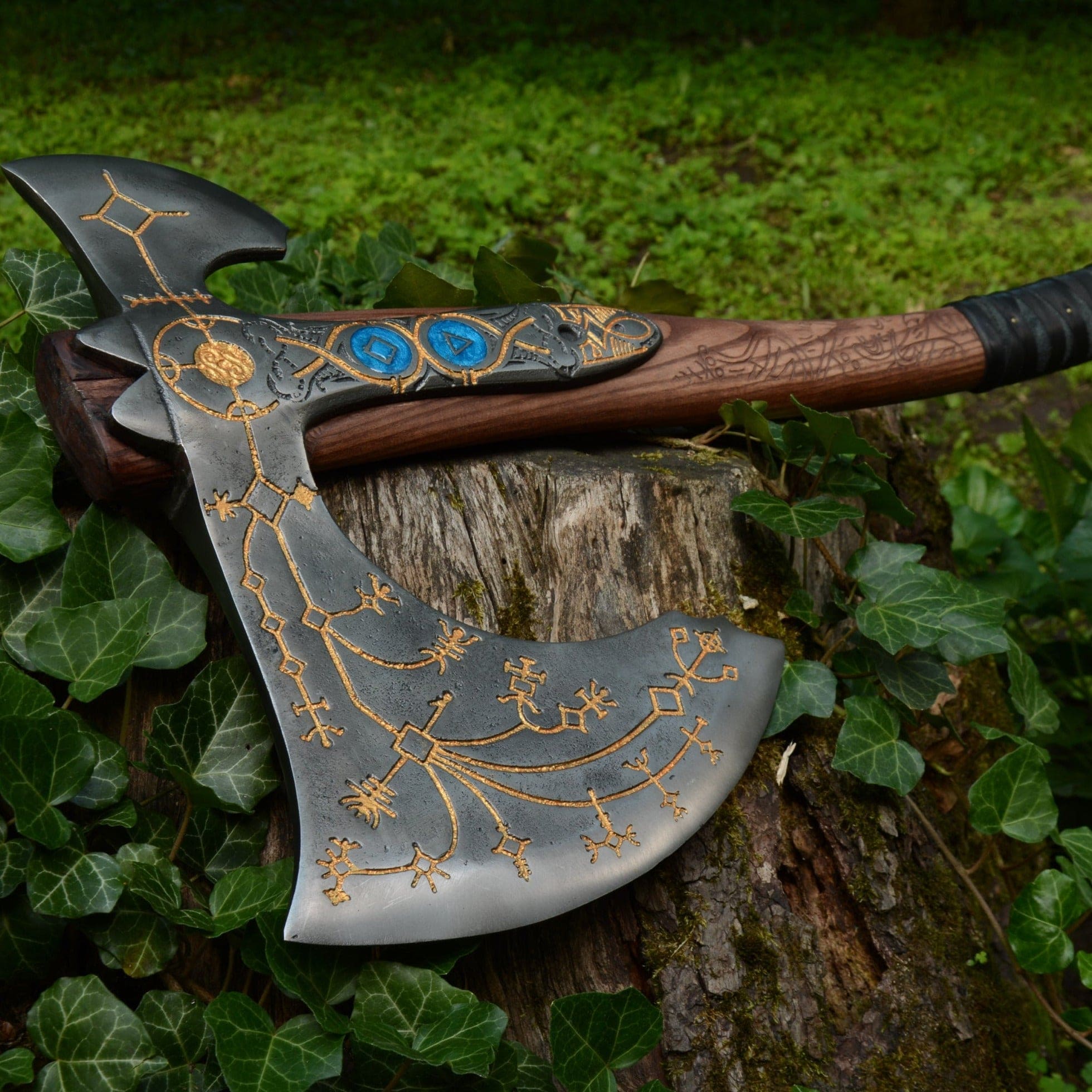 Hand Forged Ragnarok Axe - Norse Spirit