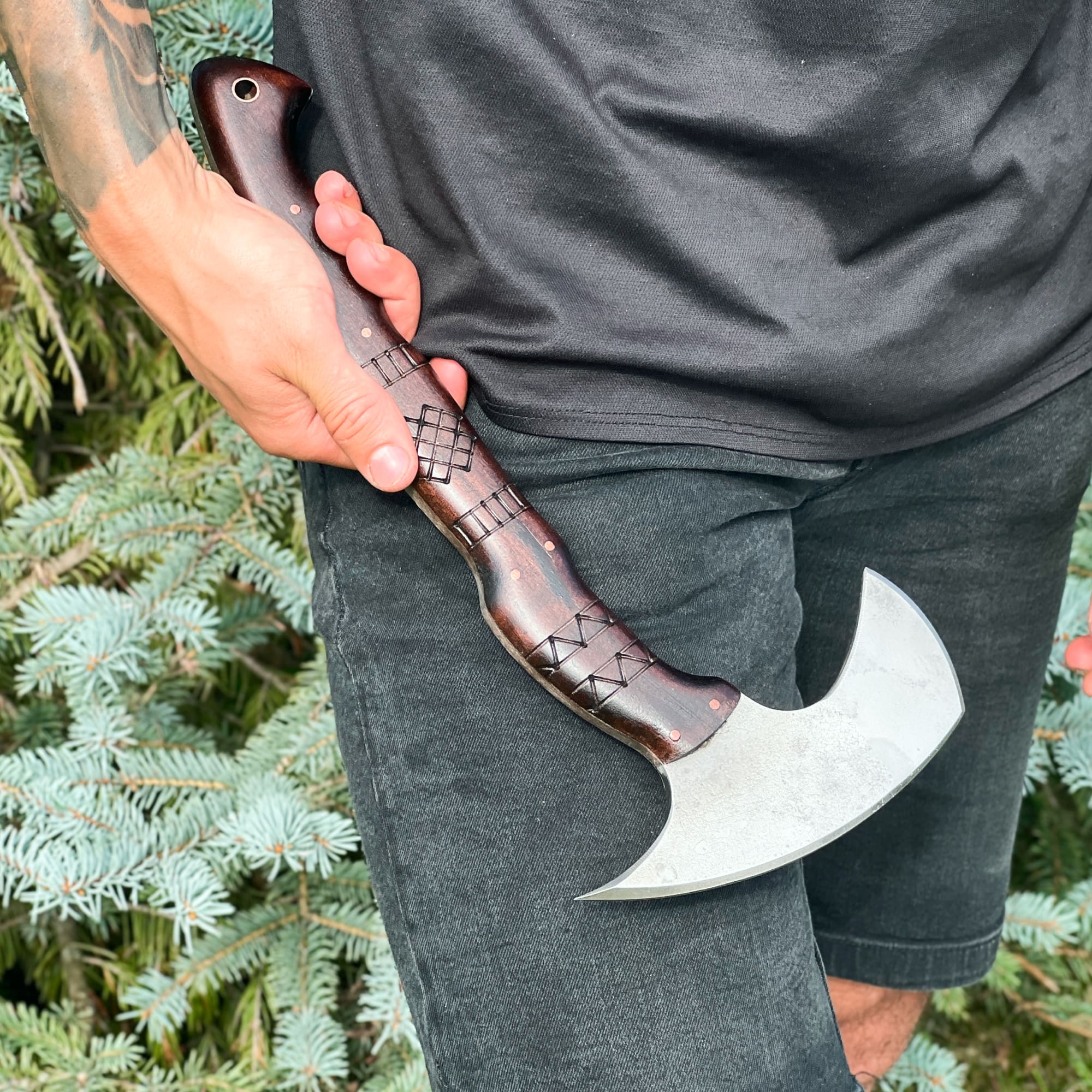 Nanook Tomahawk With Carved Handle - Norse Spirit